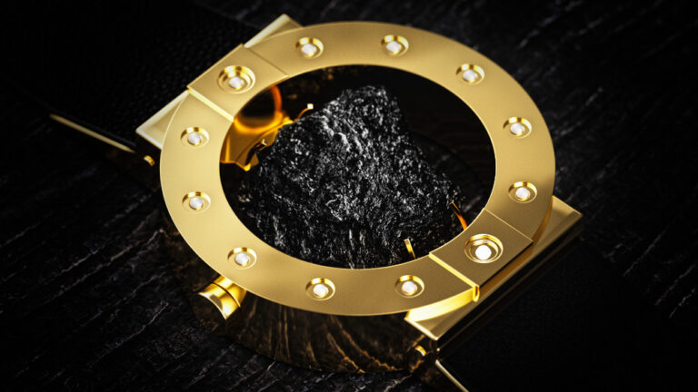 Stone-hold watch - UnconstrainedTime